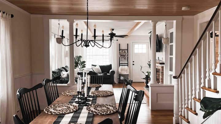 Sakonnet Bungalow By The Vineyard - Little Compton, RI