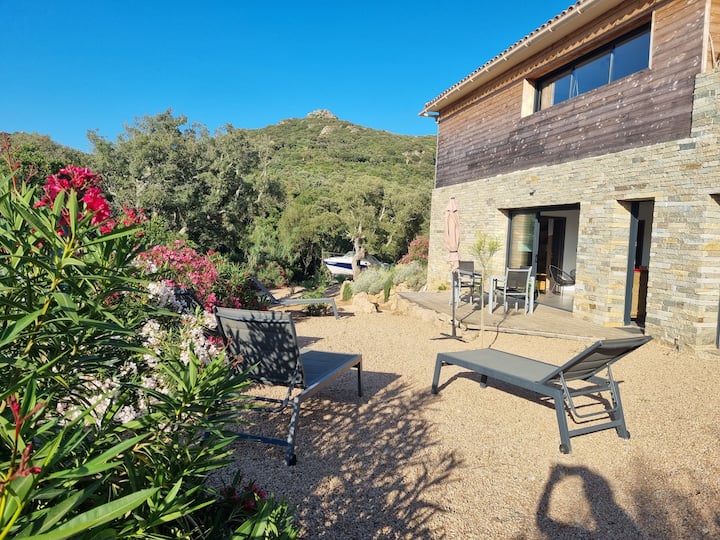 Maison De Charme Idéalement Situé Proche De La Mer - Figari