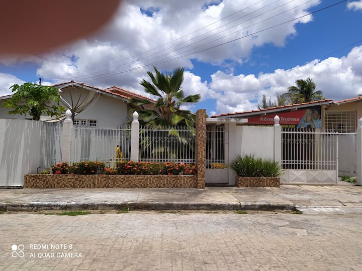 Casa De Hospedagem Com Piscina - Piranhas