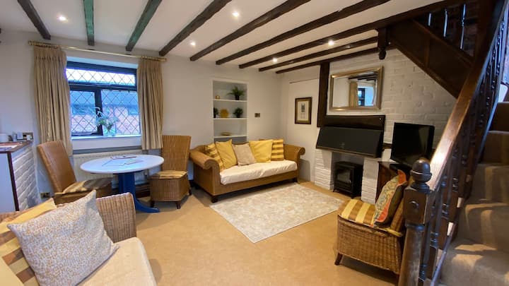 The Garden Terrace - Westbury
