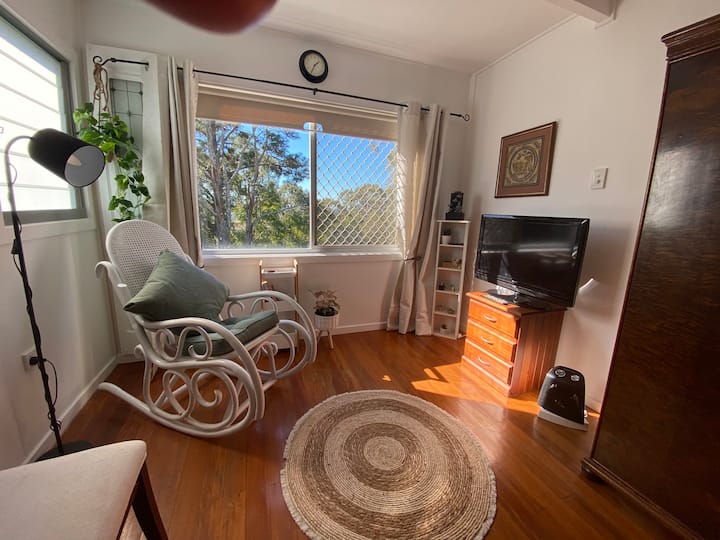 Cozy Self-contained Unit Surrounded By Nature - リズモー