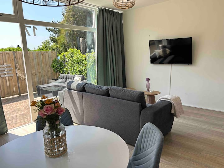 Amsterdam Beach Apartment 17, Private Garden - Hillegom