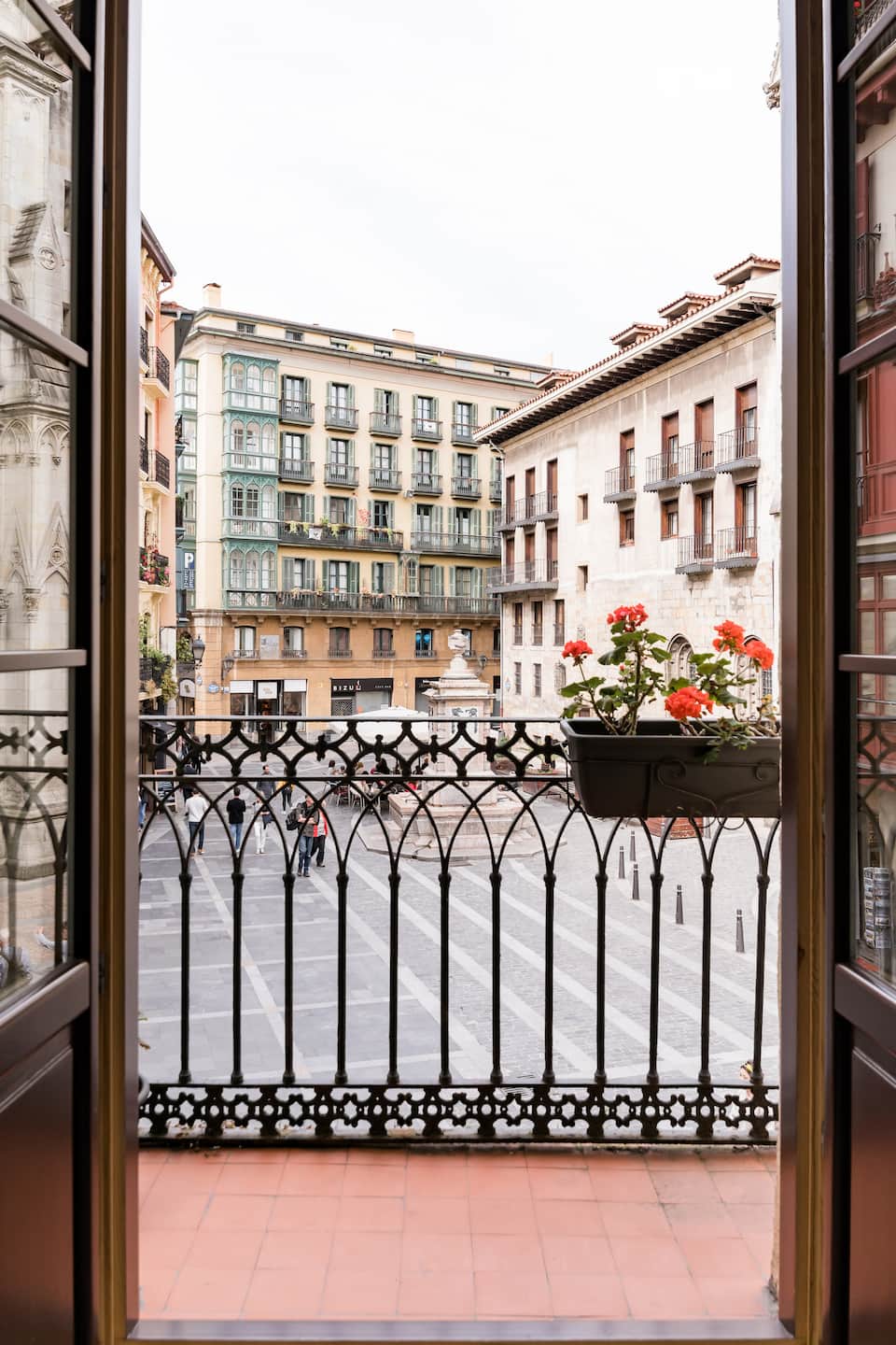 Bilbao Vacation Rentals & Homes - Basque Country, Spain | Airbnb