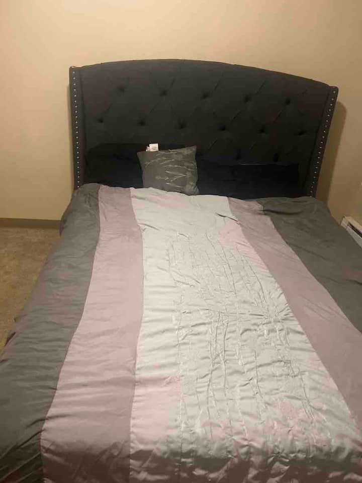 Single Room In An Apartment - Kent, WA