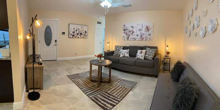 Villa Lidubina “B” (2ba - 1 Br) Near Tpa Airport - Tampa Airport (TPA)