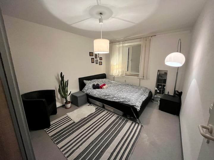 Cozy Room, Near Center- 10m. Clean& Quiet Home - Munich