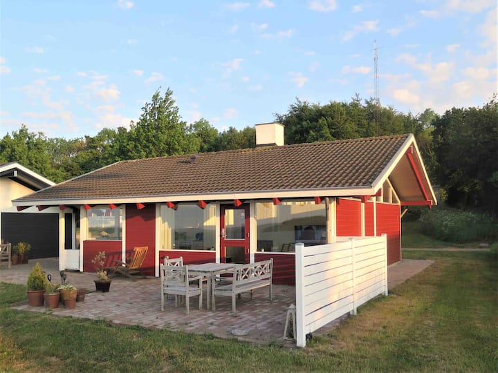 Fantastisk Udsigt, Skøn Natur Samt Adgang Til Pool - Aabenraa