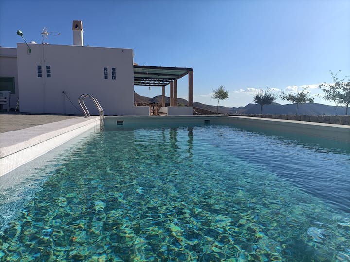 Agradable Casa Rural Con Piscina - Níjar