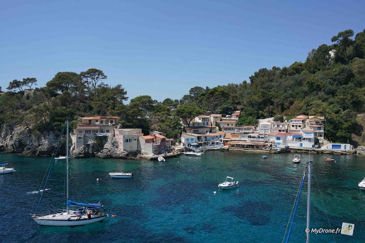 Luxueux Loft A 2 Pas De La Mer - Toulon