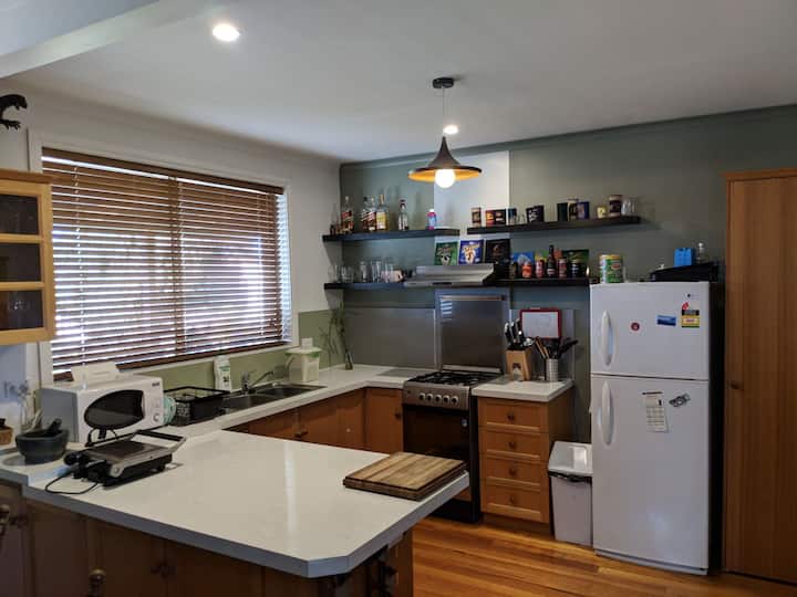 Cosy Chalet Close To Bendigo Stadium - Bendigo