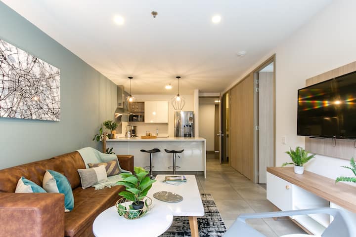 Chic 1br Apartment W/ Sauna & Cold Plunge - Medellin, Antioquia, Colombia