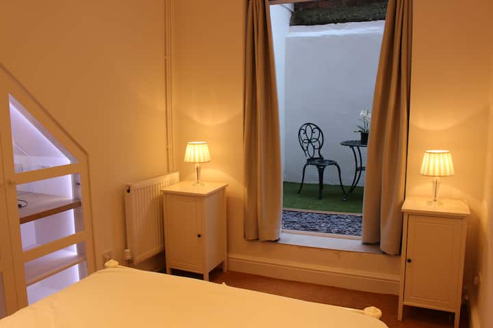 Lovely 2 Bedroom Flat In King's Cross St Pancras - London Euston station