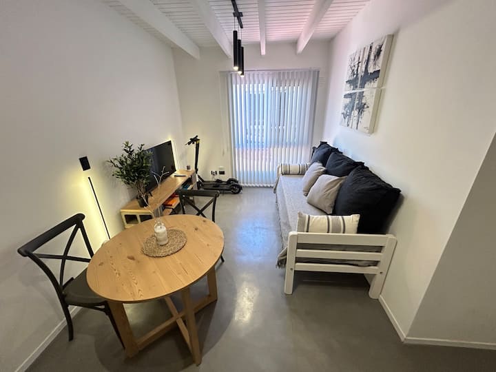 Moderno Y Céntrico Depto. 2 Monopatines Incluidos. - Mendoza