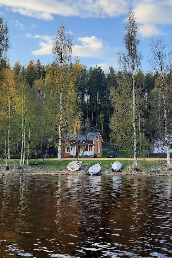 Sievä Pieni Omakotitalo Järvimaisemilla - Savonlinna