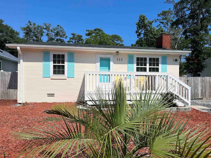 Winter Special: Blowfish Cottage - Oak Island, NC