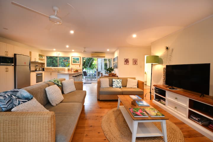5 Solina Close - 3 Bedroom House By The Beach - Port Douglas
