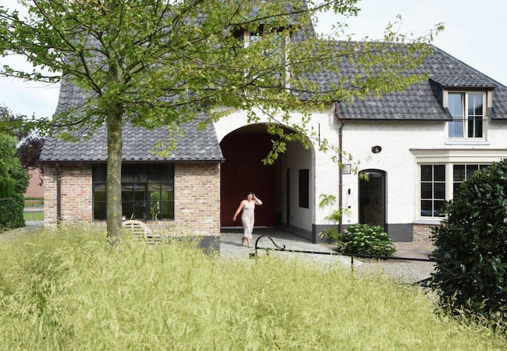 Gemoedelijk Luxueus Vakantiehuis: Mas Isa (8p.) - Sint-Truiden