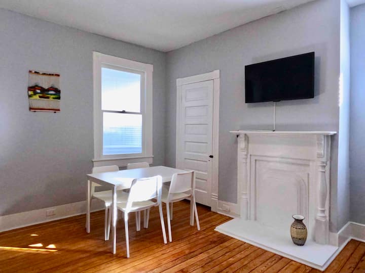 Historic District 2 Bedroom Gem - Fort Lee, VA