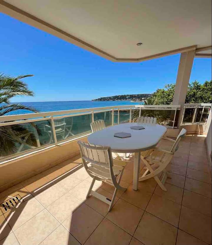 Appartement Bord De Mer Avec Garage - Menton