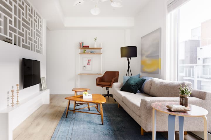 Admire Minimal, Modern Style At A Chic, Mid-century Abode - Calgary