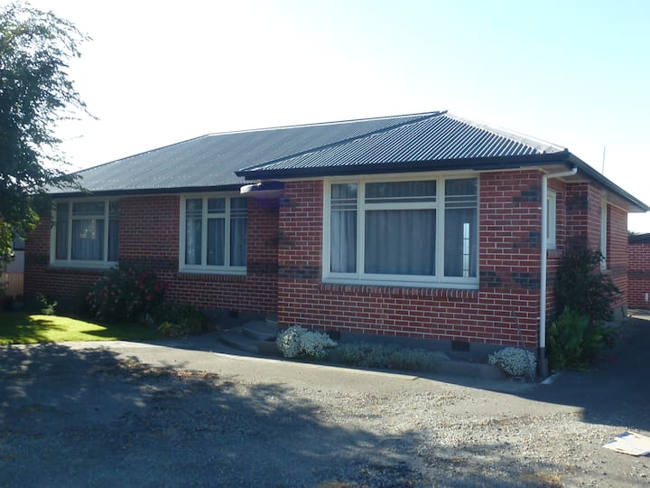 Adcroft House - Ashburton