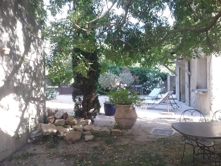 Maison En Provence Sarrians - Gigondas