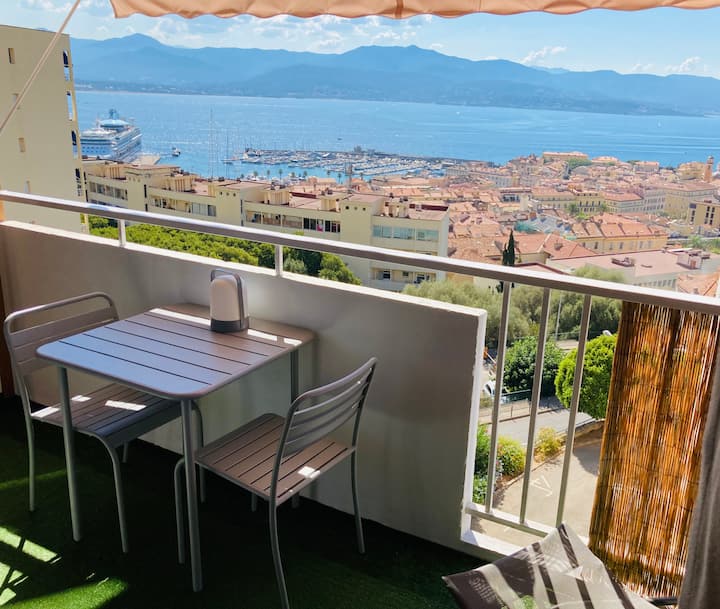 Appartement Centre-ville Avec Magnifique Vue Mer - Ajaccio