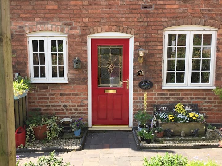 Entire Ground Floor Apartment And Terrace Garden - Southwell