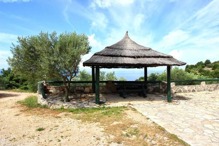 Original Stone House By The Sea - Jezera