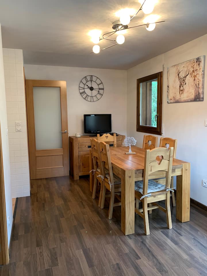 F3 Au Pied Des Pistes Avec Garage Et Terrasse - Les Angles