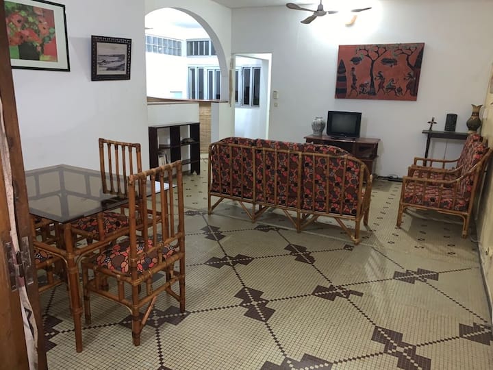 Grand Appartement Avec Cour Fann Hock - Dakar
