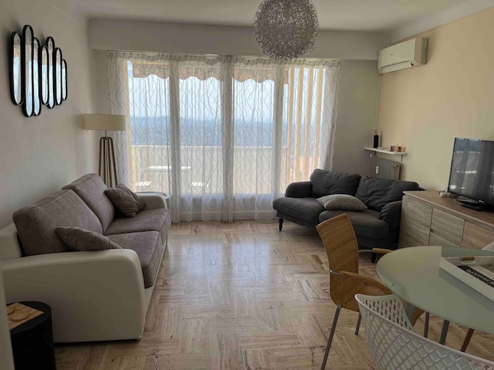 2 Pièces 50 M², Clim, Vue Mer - Grasse