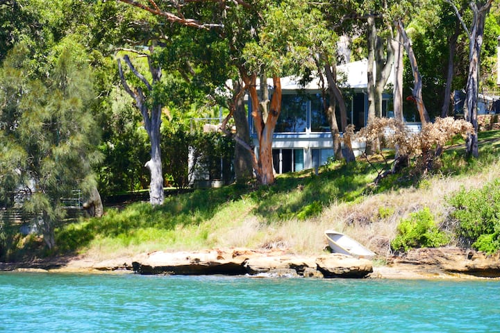 Stylish Waterfront Duplex- Ideal For Family Break! - Belmont, Australia