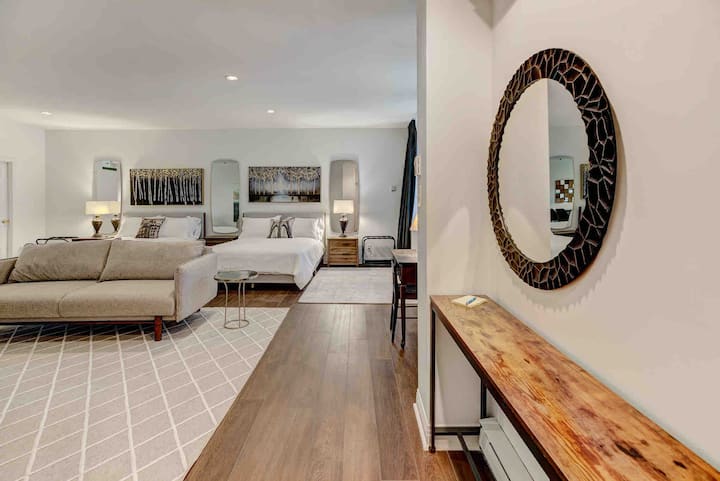 The Loft At Château Sherbrooke - 