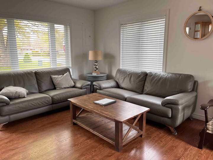 'Cedar’s Edge'| Turkey Point | Beach | Patio | Bbq - Port Dover