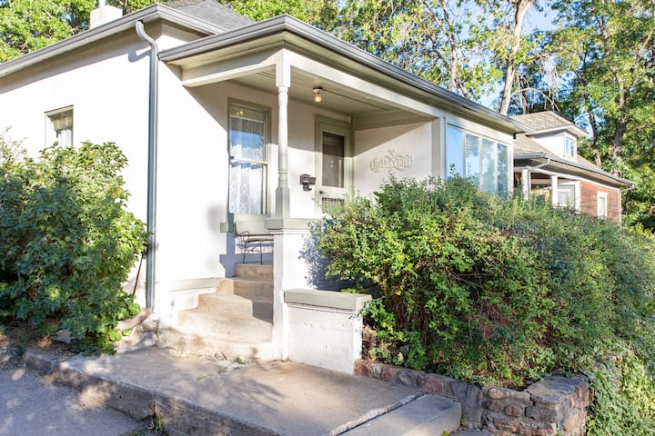 Charming Miners Cottage In Golden - Golden, CO