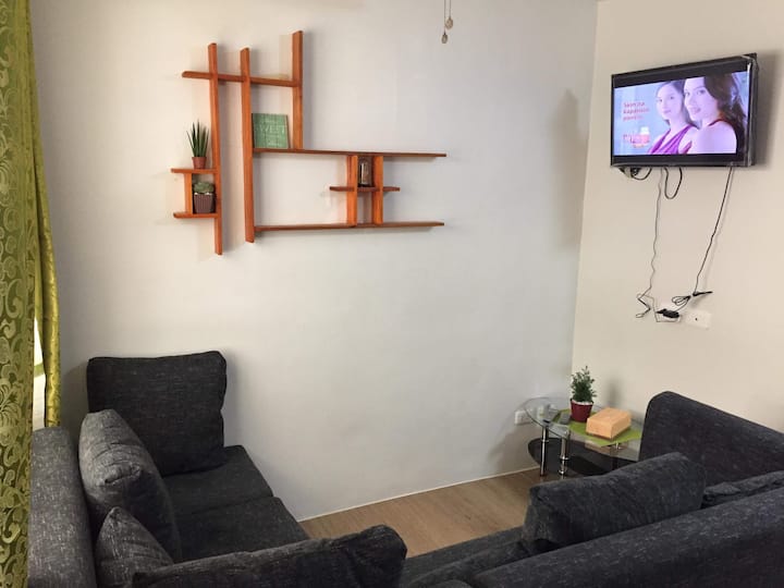 Cozy Vacation Rental In Tagaytay (2-bedroom Condo) - Tagaytay
