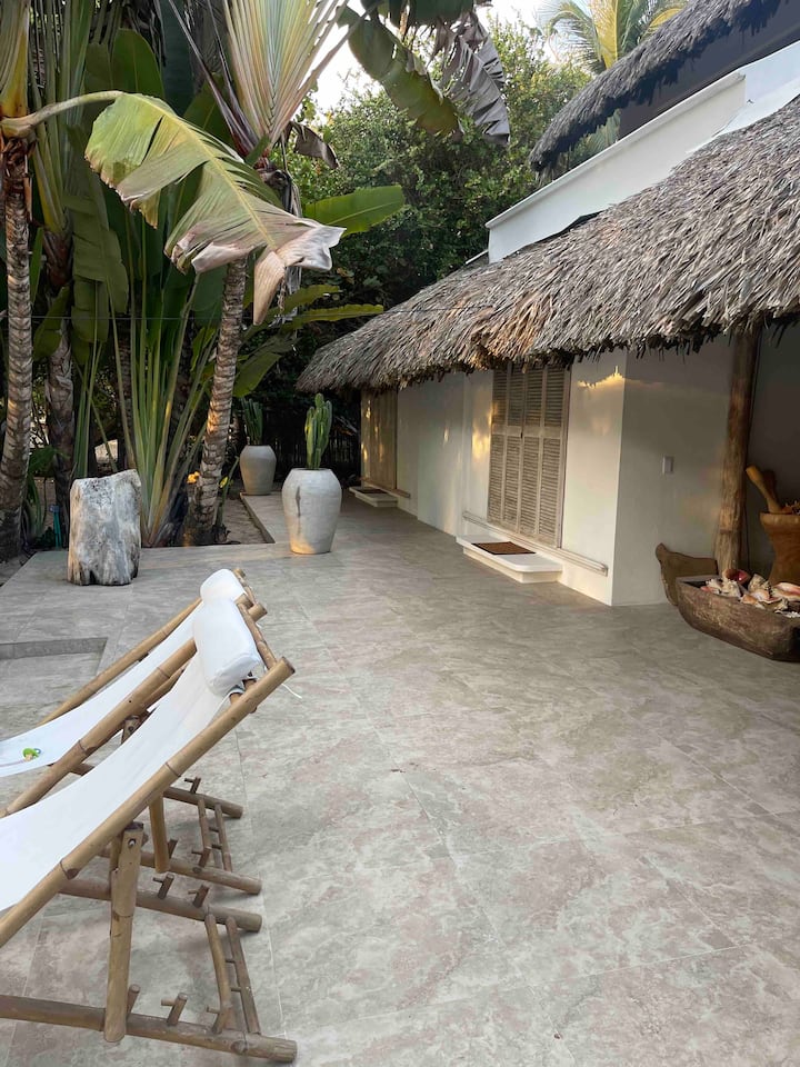 Beautiful Caribbean Beach Front House, San Onofre - San Onofre