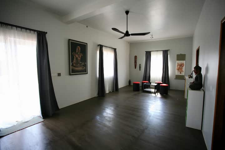 Bovin's Villa,  Luxury, Modern & Salt Water Pool - Cambodia
