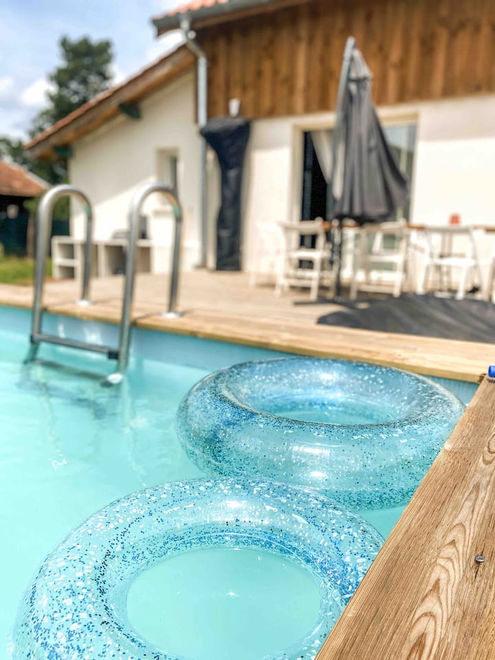 Villa D. Jolie Maison De Campagne De 8 A 10 - Landes