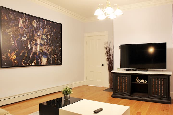 Stylish Spacious Guests House - Boston, MA