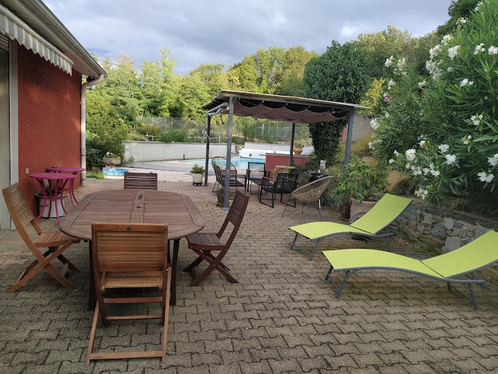 Chambre Avec Sdb Dans Villa - Saint-Vallier