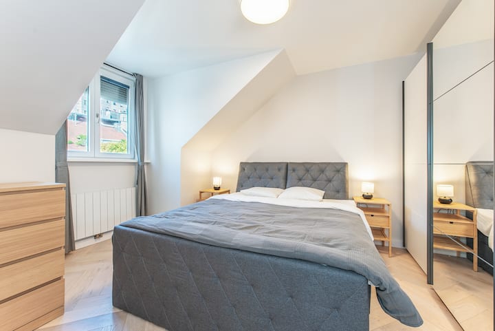 Stylish Rooftop Apartment Near 1st District - Viena