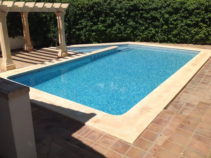 Bonito Dúplex Cerca Del Mar, Con Jardín Y Piscina. - Altea