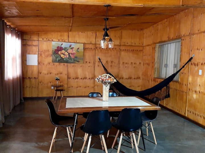 Linda E Aconchegante Casa De Madeira - Varginha