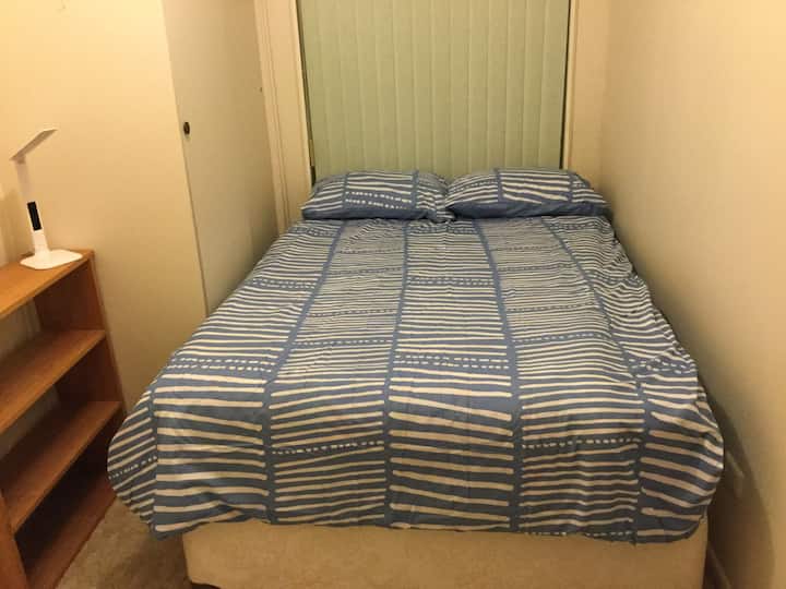 Daffodil Suite, Double Bed Just Minutes To Cbd/une - Armidale