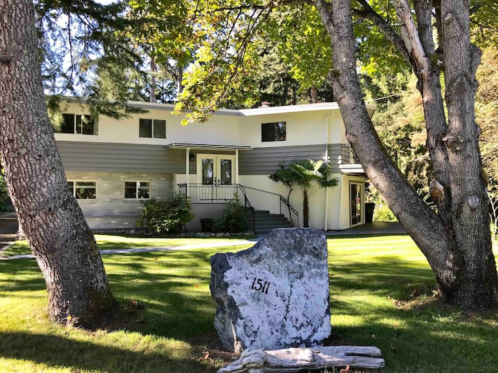 Madrona Getaway - Parksville