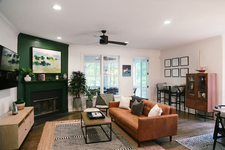 New Listing!! Luxury Cottage In Marina Cove - Lake Oconee, GA