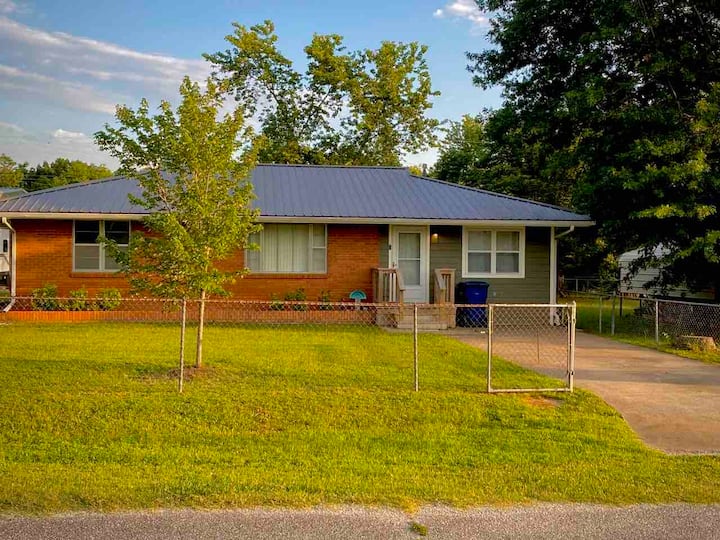 Home In The Heartland - Pensacola, OK