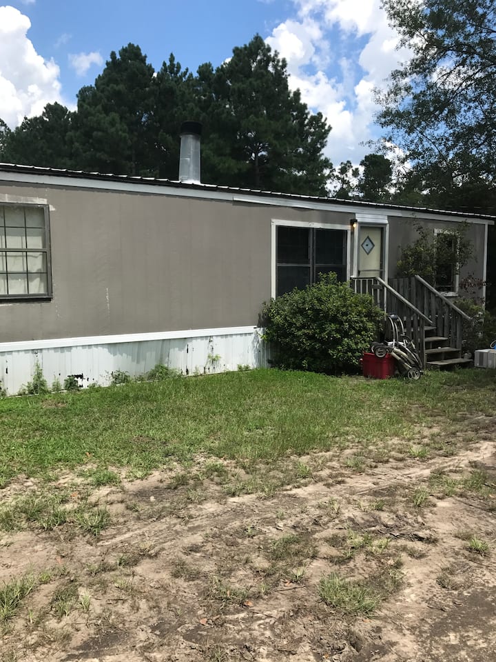 Solar Eclipse Apartment - Colleton State Park, Walterboro